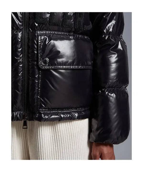 Moncler Abbaye Short Down Jacket - Black