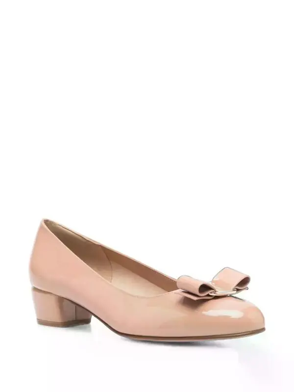 FERRAGAMO Vara Pumps - Neutrals