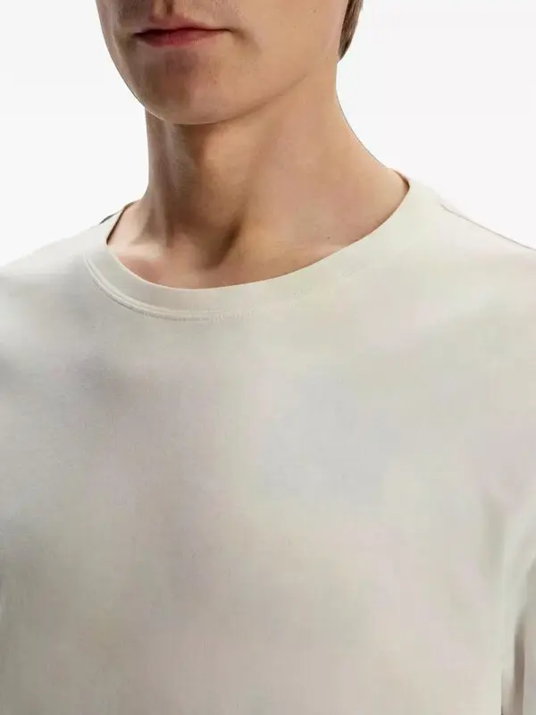 12 STOREEZ Peached Long-sleeve T-shirt