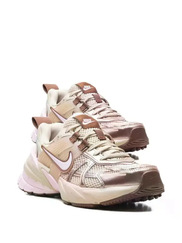 Nike V2k Run Panelled Sneakers