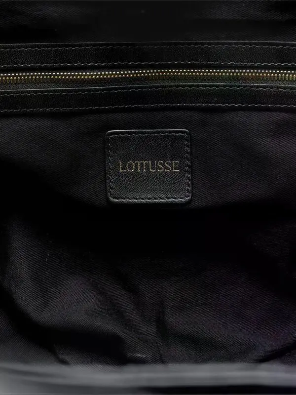 LOTTUSSE Joy Lambskin Shoulder Bag