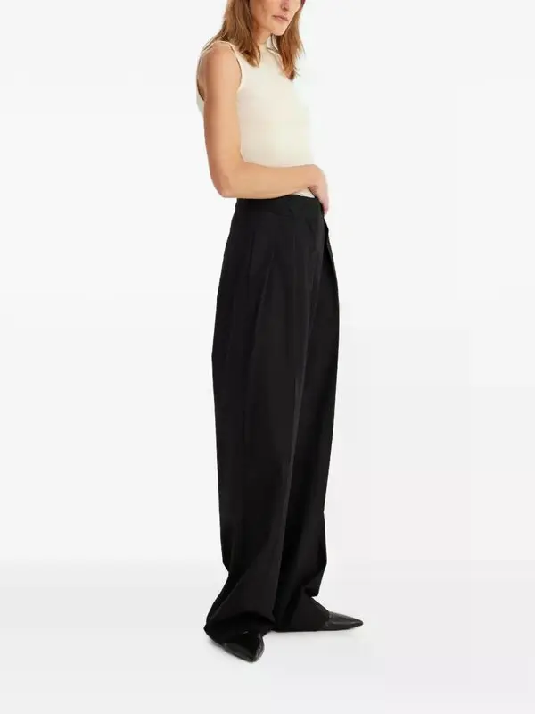 RÓHE Sleeveless Crew-neck Top