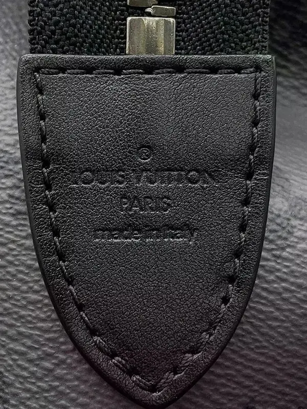 LOUIS VUITTON 2021-2026 Monogram Eclipse Cabas Zippe Gm Tote Bag