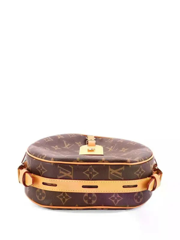 LOUIS VUITTON Boite Chapeau Souple Bag Monogram Canvas Mm Shoulder Bag