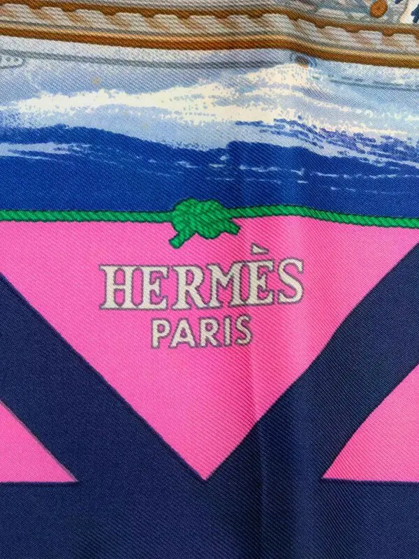 Hermès 20th Century Rafales Silk Scarf 90 Scarves