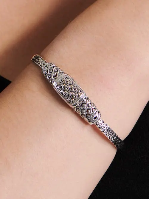 DEVATA Dragon Skin With Dragon Bone Chain Bracelet
