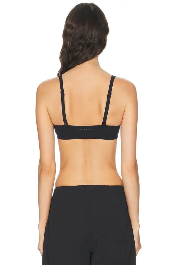 NIKESKIMS Studio Stretch Micro Bra In Black