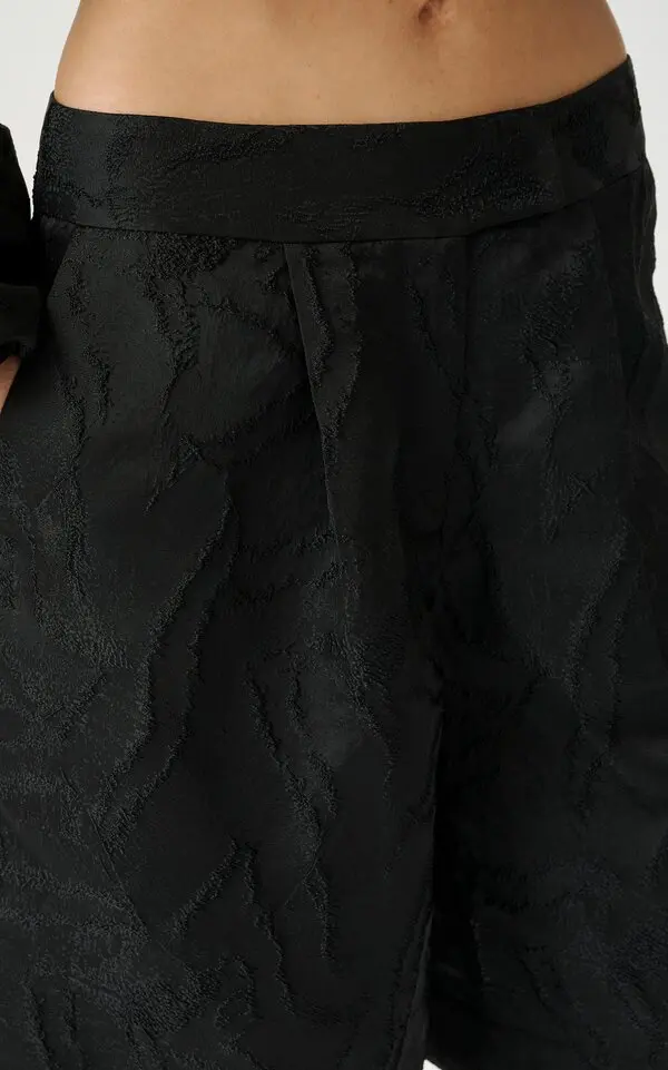 ROAME Tabi Jacquard Shorts
