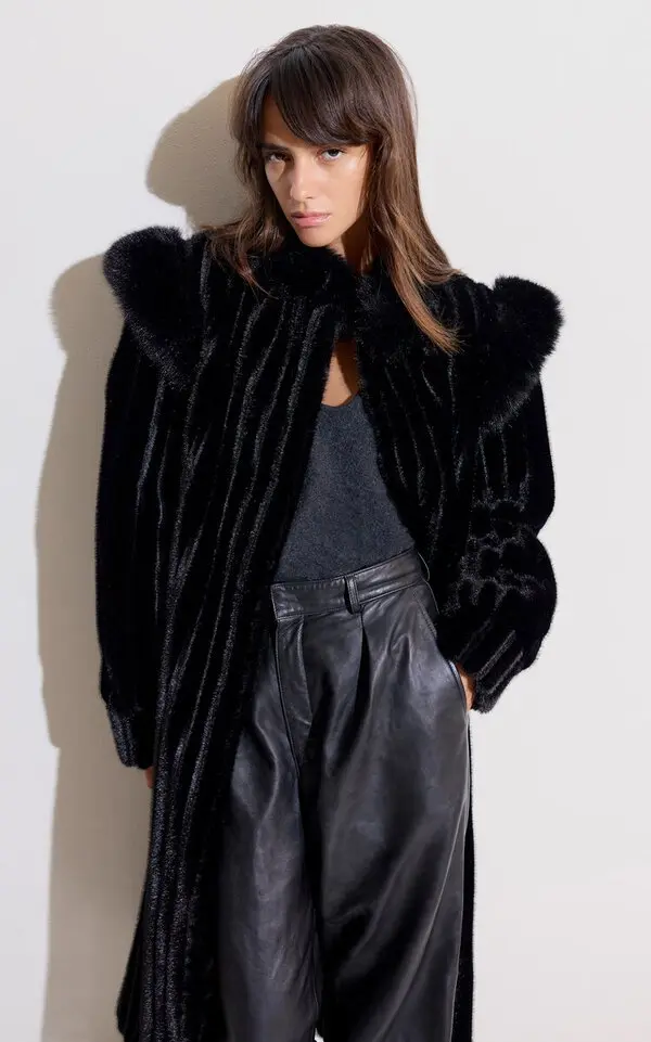 DUCIE Gemma Faux Fur Coat