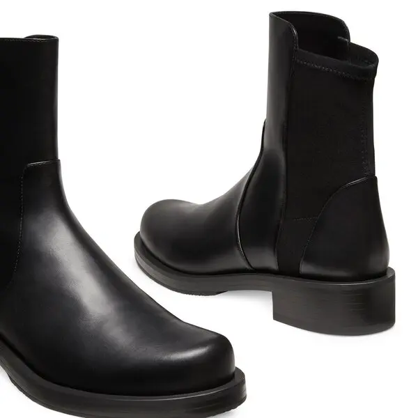 STUART WEITZMAN Round-toe Ankle Boots