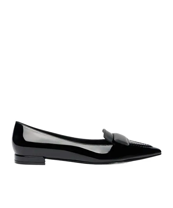 STUART WEITZMAN Sovinnie Flat