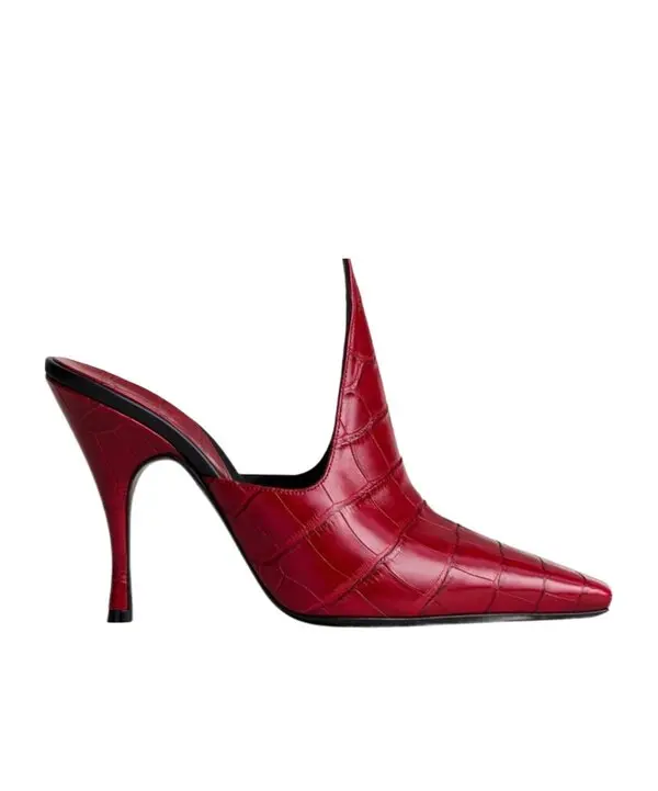 Alaïa Embossed Mules - Cherry