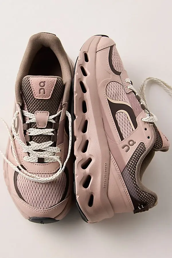 On Cloudtilt Arc Sneakers - Biscuit/sable