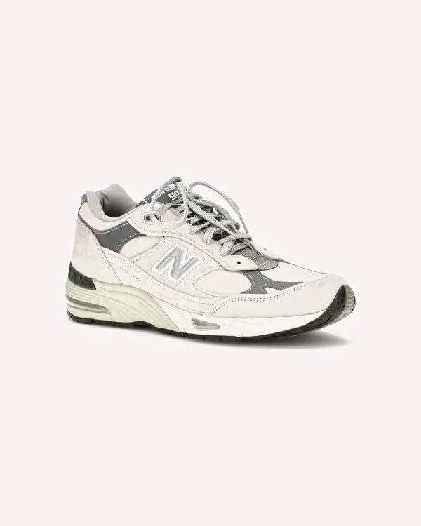 NEW BALANCE Tier 1 Sneakers