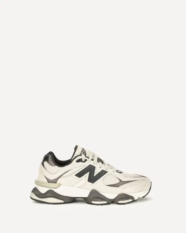 NEW BALANCE 9060 Sneakers - Cream