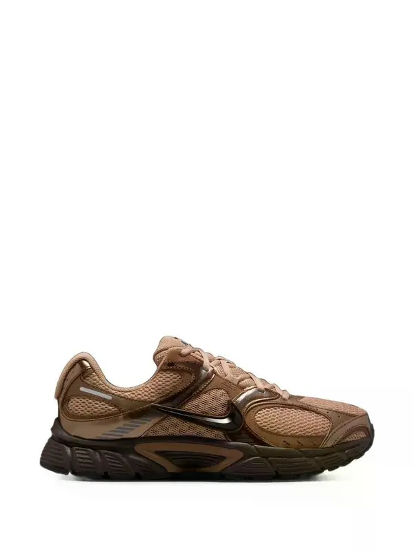 Nike V5 Rnr Sneakers
