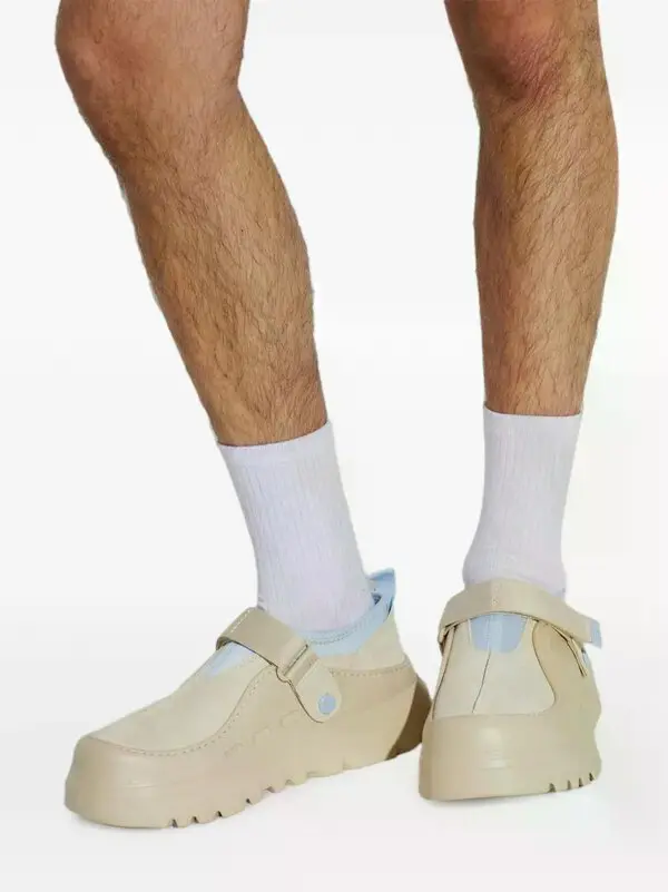 UGG Peakmod Lowcut Round-toe Sneakers