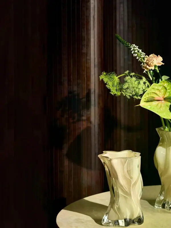 AYTM Vena Textured Glass Vase
