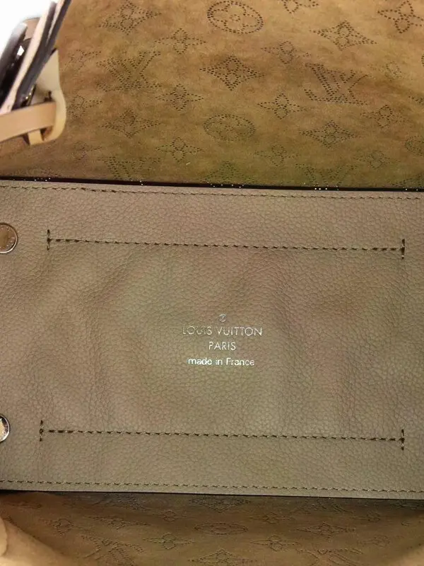 LOUIS VUITTON Hina Handbag Mahina Leather Pm Shoulder Bag - Grey