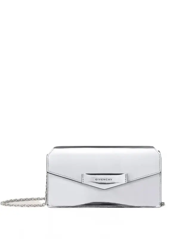 Givenchy Antigona Wallet On Chain In Mirror Leather