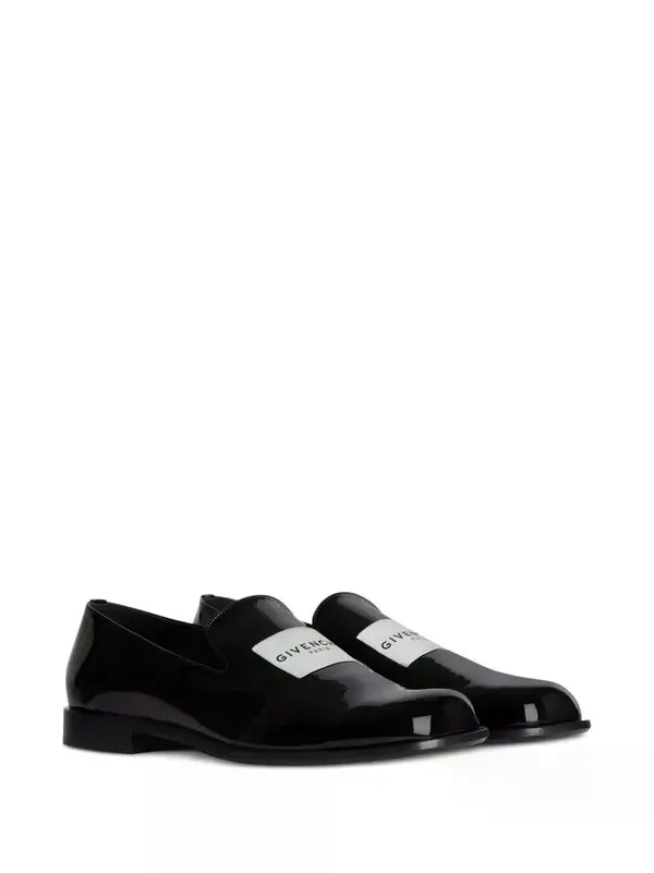 Givenchy Tux Loafers In Patent Leather - Black