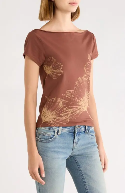 PACSUN Daisy Off Shoulder Graphic Tee