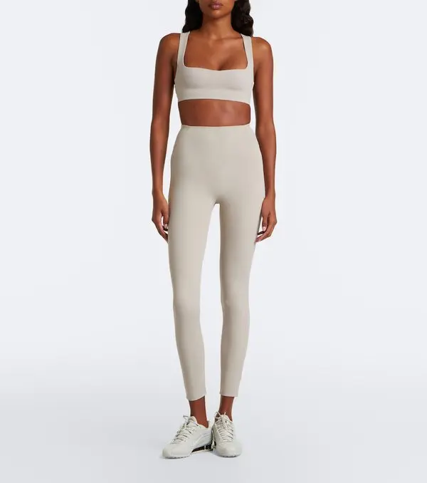 NIKESKIMS Studio Stretch Sports Bra