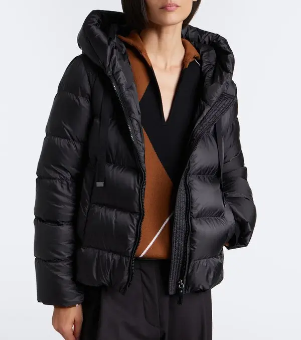 Max Mara Hooded Puffer Jacket - Black