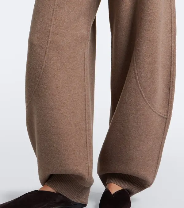 Max Mara Wool And Cashmere-blend Barrel-leg Pants