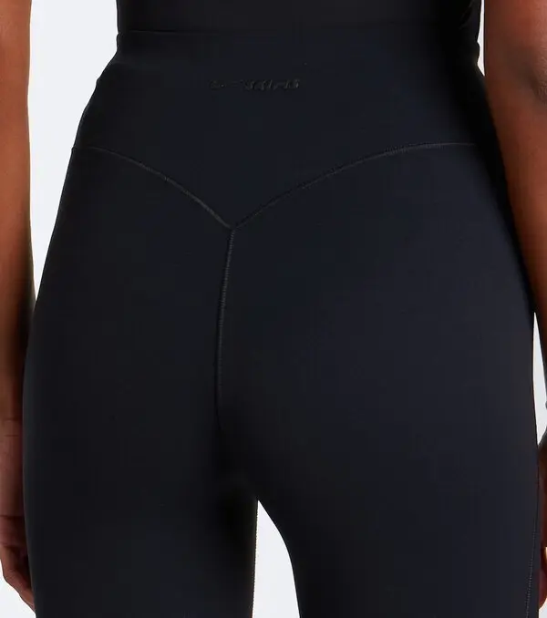 NIKESKIMS Studio Stretch Capri Leggings