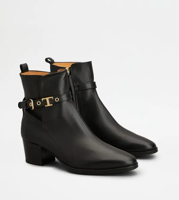 TOD'S Ankle Boots In Leather