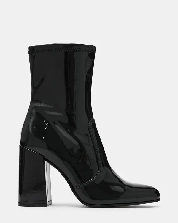 Steve Madden Aubrena Block Heel Booties