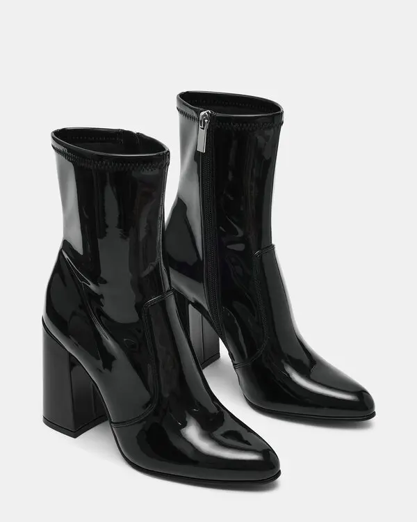 Steve Madden Aubrena Block Heel Booties
