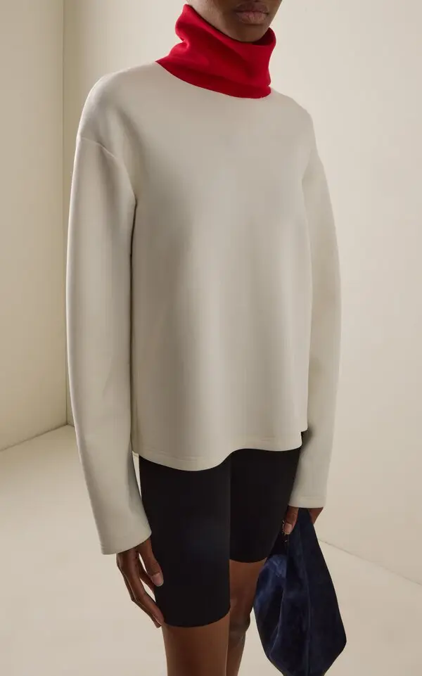 LII Contrast Turtleneck Jersey Top - White