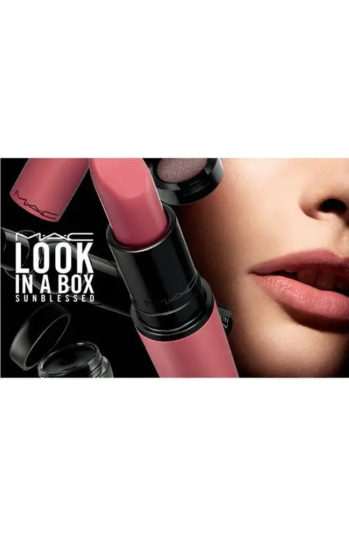 MAC COSMETICS Look