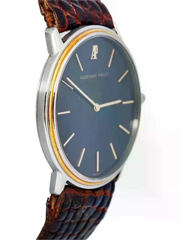 AUDEMARS PIGUET 33mm Round-face Watch