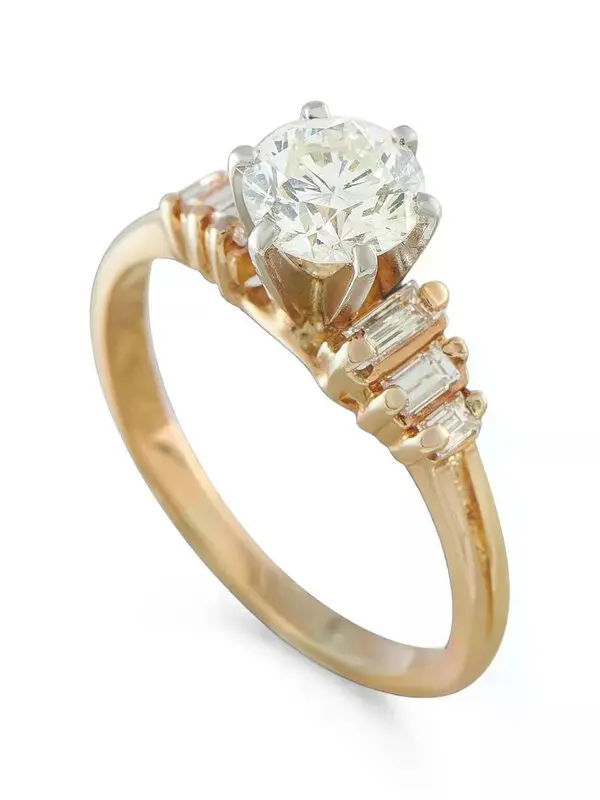 LB EXCLUSIVE Diamond Engagement Ring - Gold