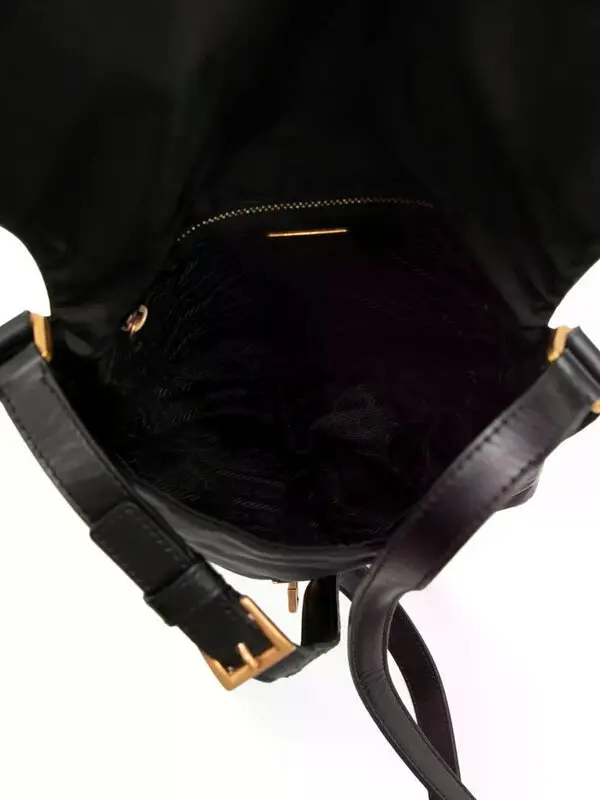 Prada 2000-2013 Vitello Trimmed Tessuto Messenger Bag Crossbody Bag