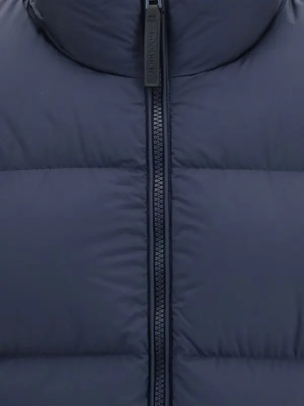 Woolrich Quilted Nylon Down Jacket With High Neck And Zip Closure