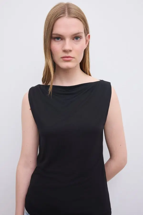 HOUSE OF DAGMAR Square Neck Top