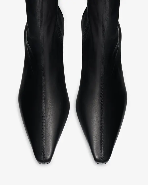 JUDE Cave Ankle Boot In Stretch Leather