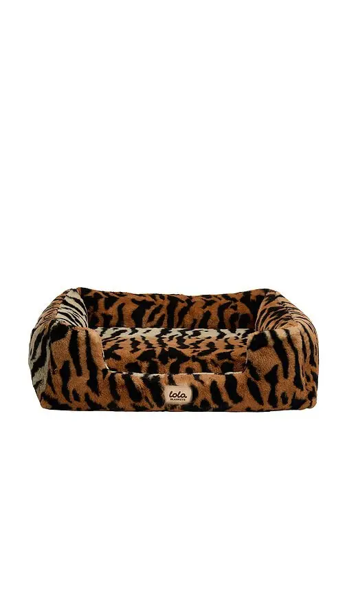 LOLA BLANKETS Medium Pet Bed In Multi - Leopard