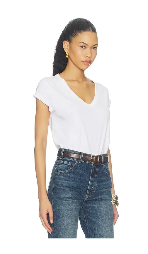 WAO V-neck Tee