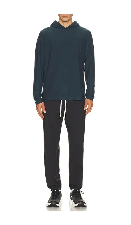 Vuori Strato Tech Hoodie In Blue