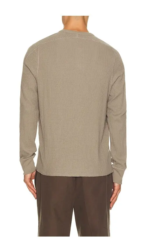 SKIMS Waffle Cropped Slim Henley In Brown