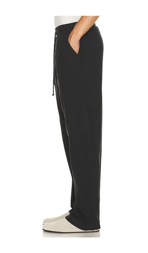 SKIMS Waffle Straight Leg Pant In Black