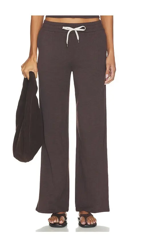 Vuori Halo Essential Wide Leg Pant In Brown - Java Heather