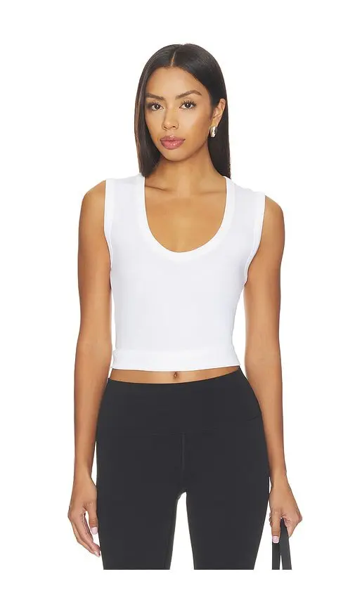 Vuori Feather Stretch Tank Top - White
