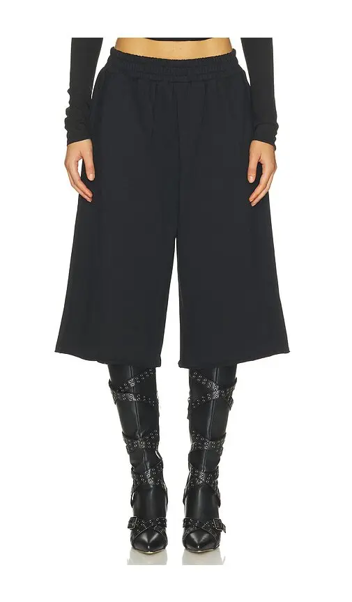 Superdown Maves Baggy Short - Black