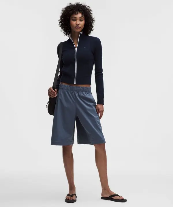 Lululemon Woven Mid-rise Bermuda Short - Dusty Diamond